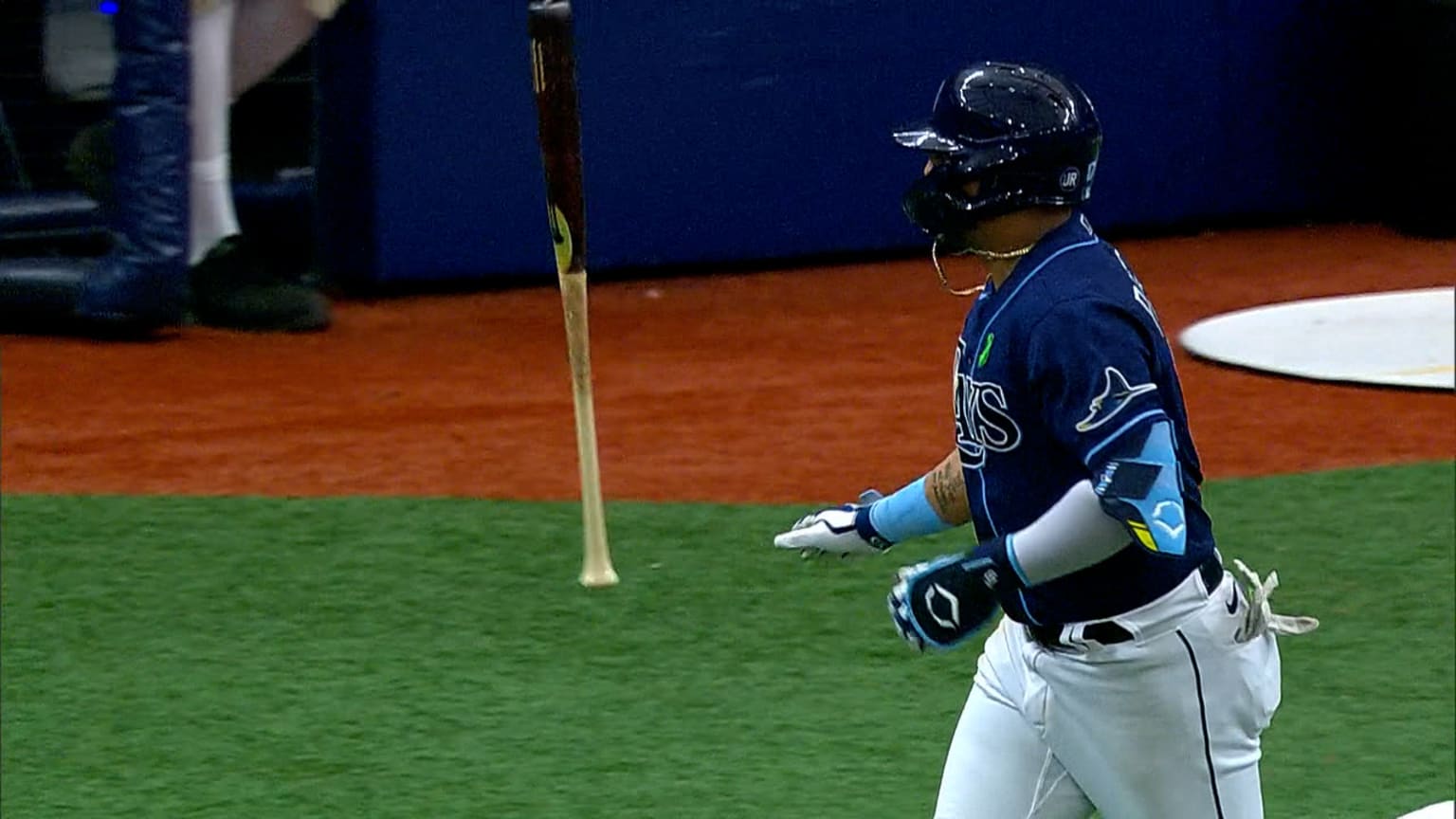 Isaac Paredes crushes second home run of the game | 05/18/2022 ...