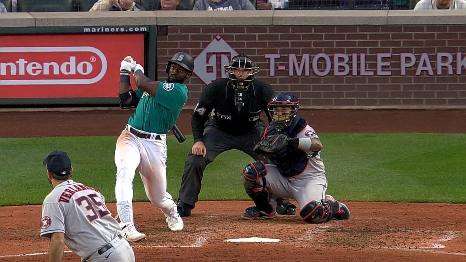 Taylor Trammell clubs a solo homer to right-center | 05/27/2022 ...