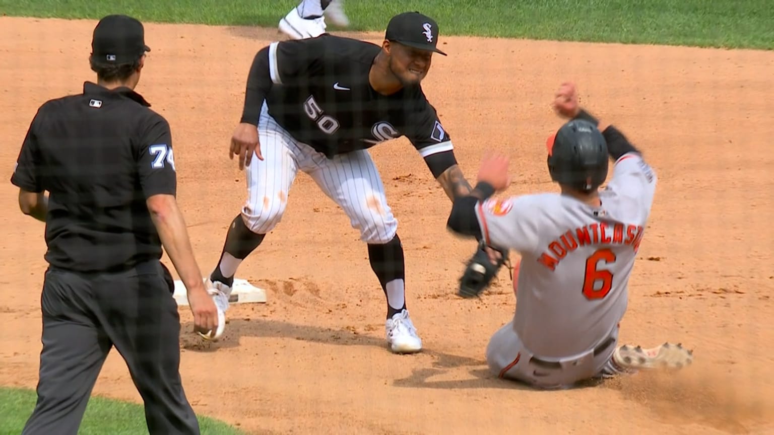 White Sox get K and double play in the top of the 4th | 06/25/2022 ...