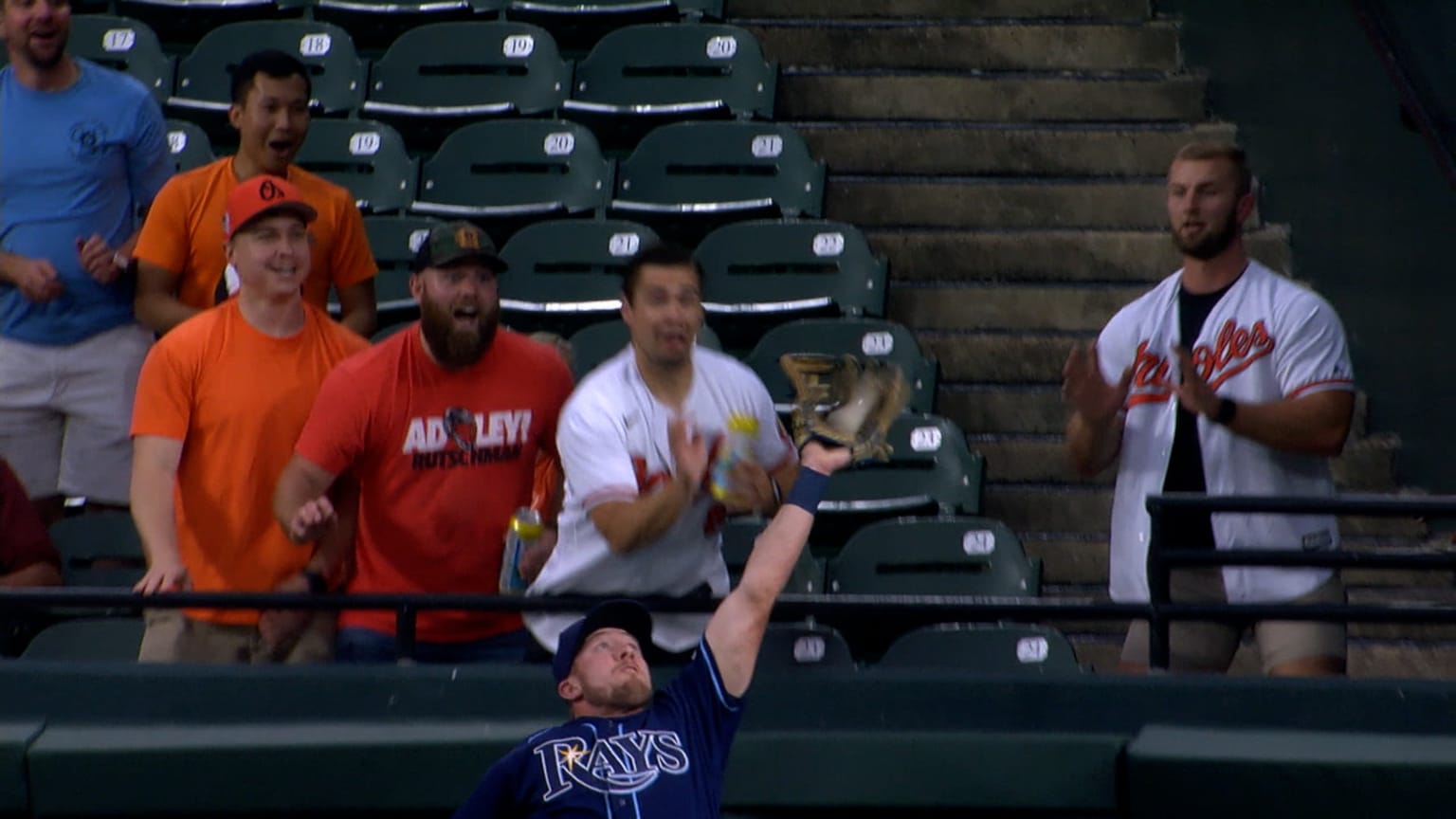 Luke Raley robs Ryan Mountcastle of a home run | 07/26/2022 ...
