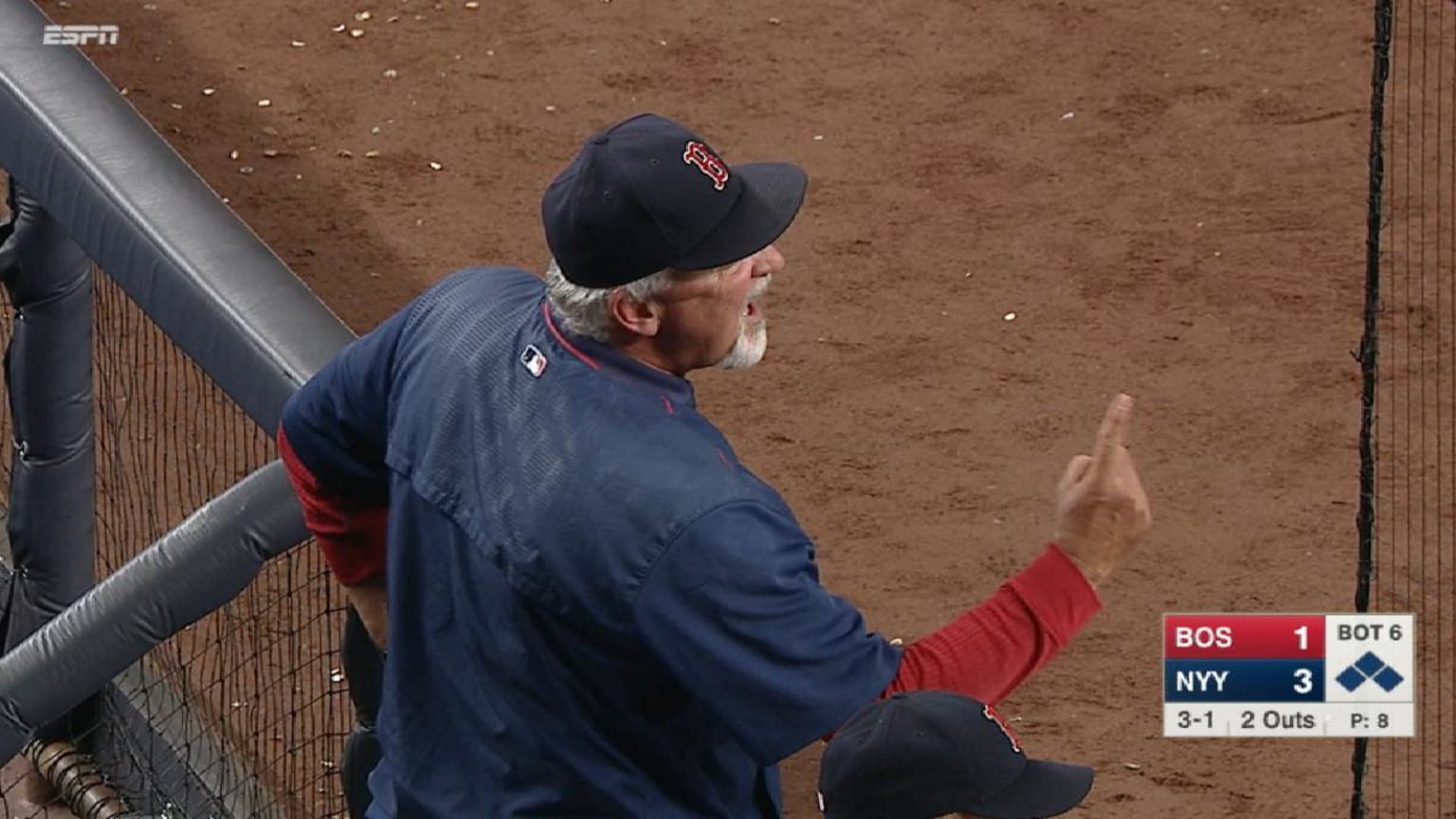 BOS@NYY: Pitching coach Carl Willis gets thrown out | 09/03/2017 ...