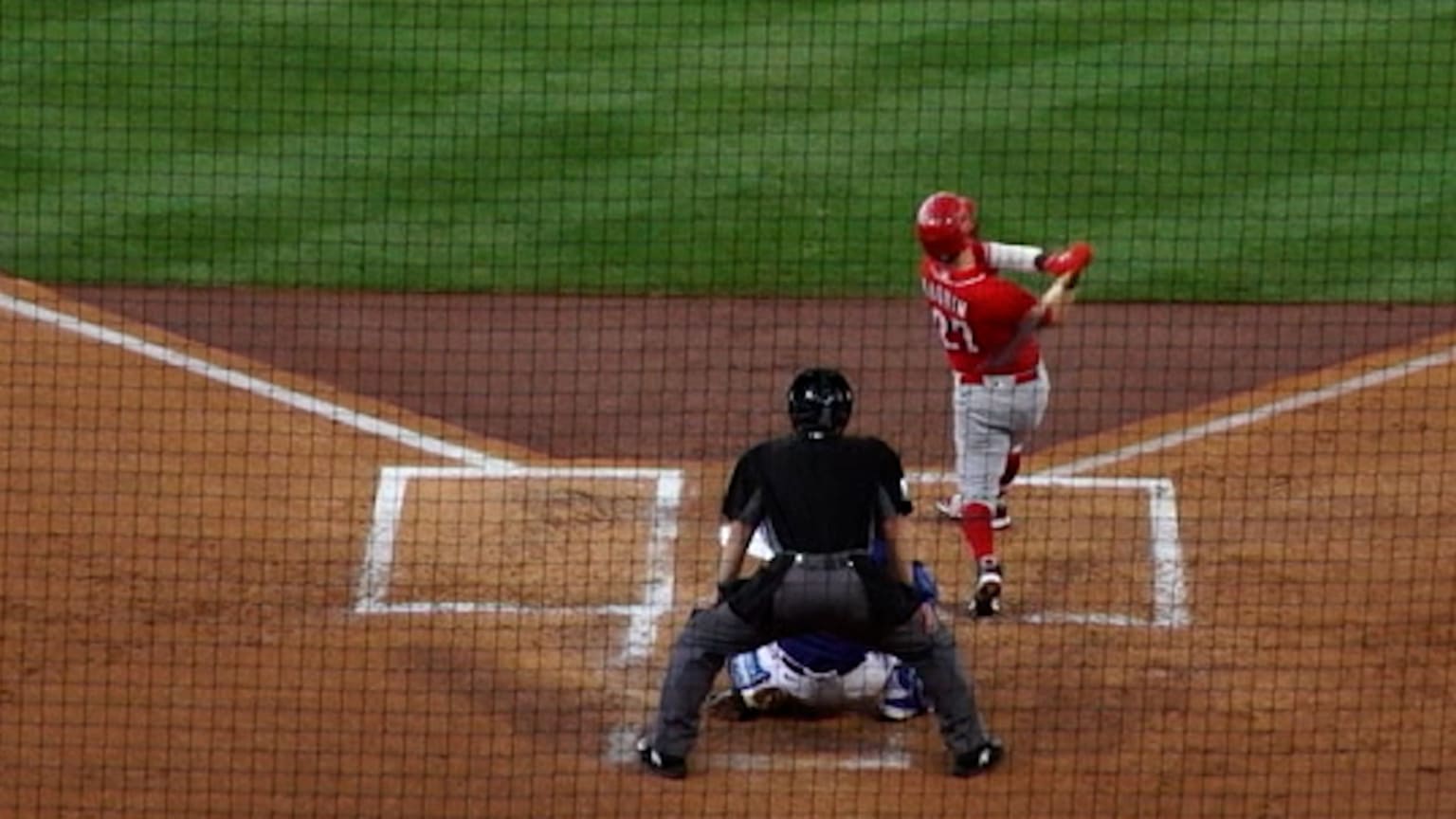 Tyler Naquin smashes a solo home run to right field | 03/18/2021 ...