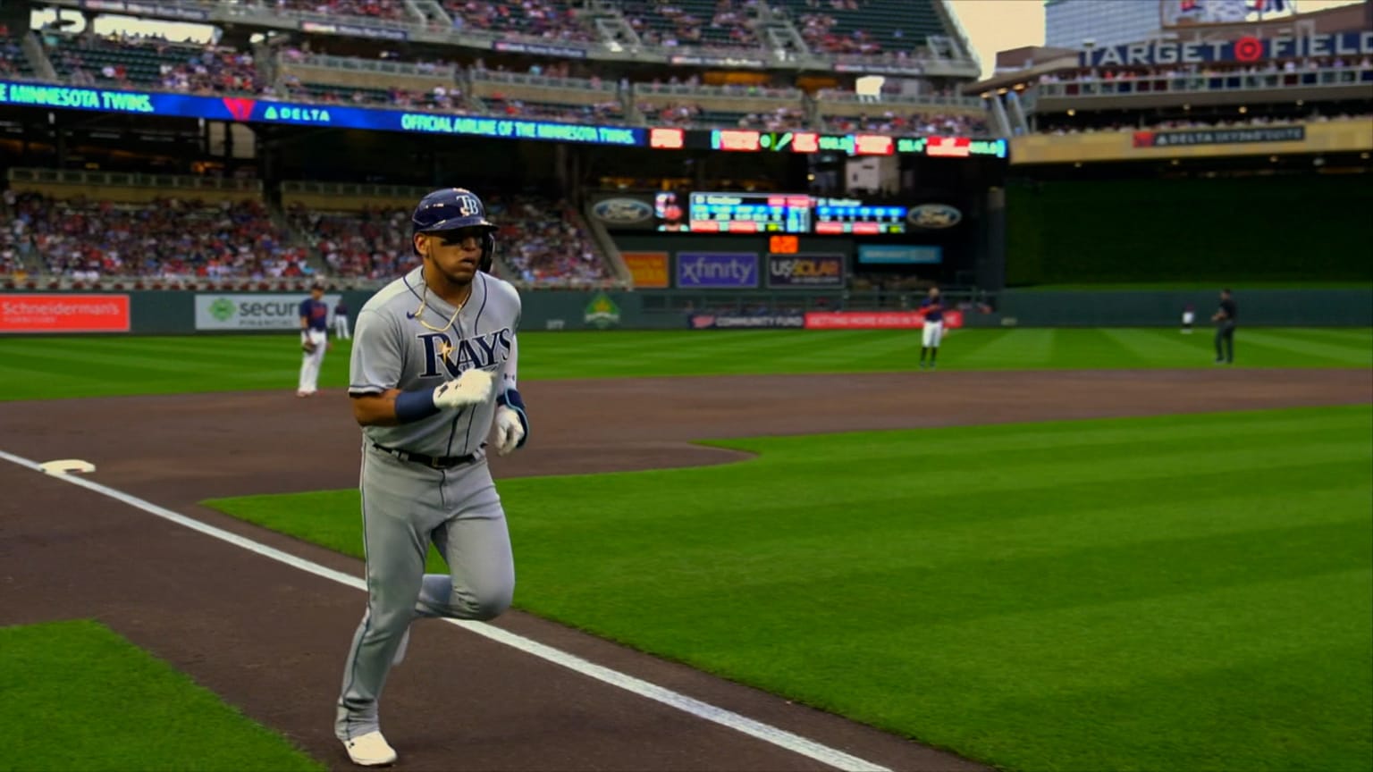 Isaac Paredes belts a solo home run to left field | 06/10/2022 | MLB.com