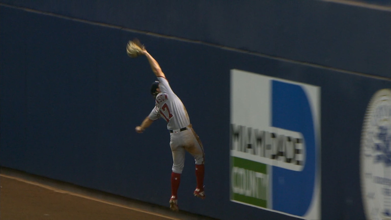Andrew Stevenson makes leaping grab in foul territory | 09/19/2020 ...