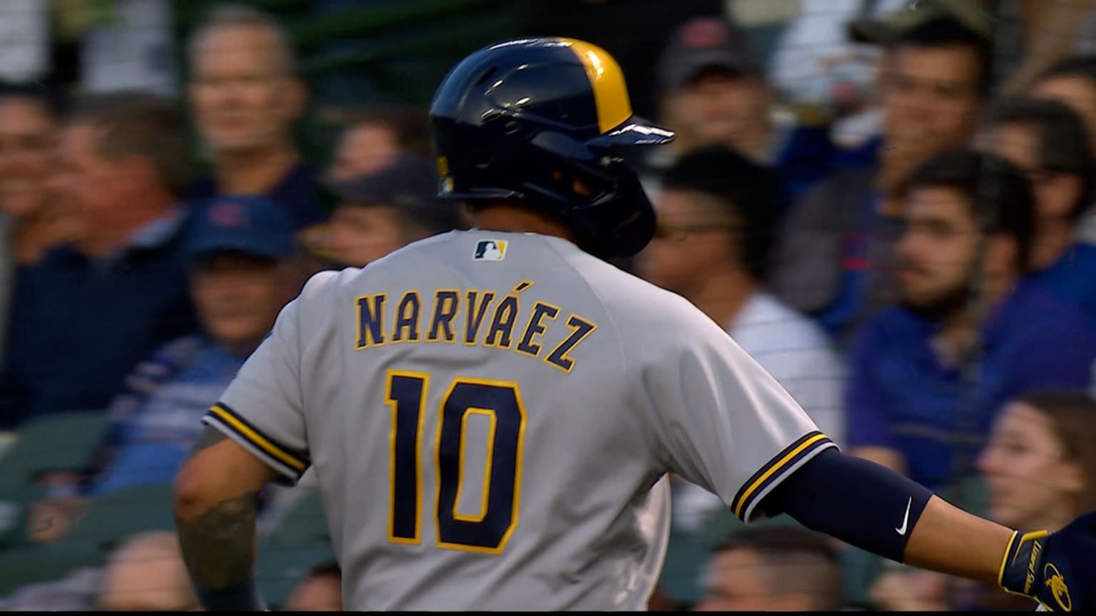 Omar Narváez's RBI single | 06/01/2022 | Milwaukee Brewers