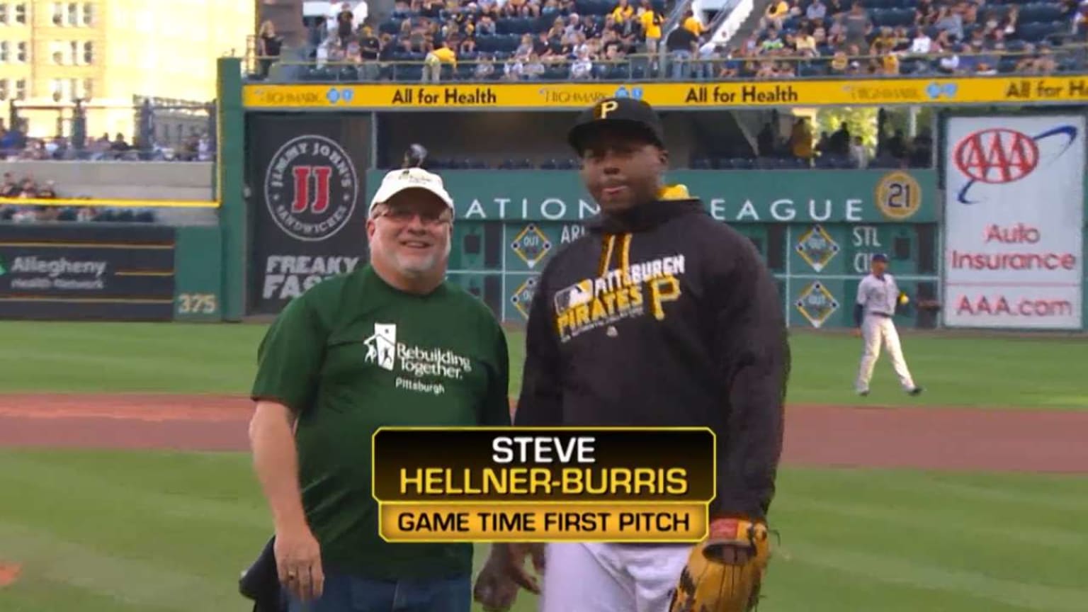 9/2/16: Steve Hellner-Burris First Pitch | 09/02/2016 | MLB.com