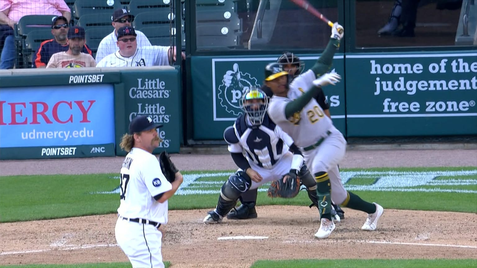 Cristian Pache belts one to left, scoring Kevin Smith | 05/10/2022 ...