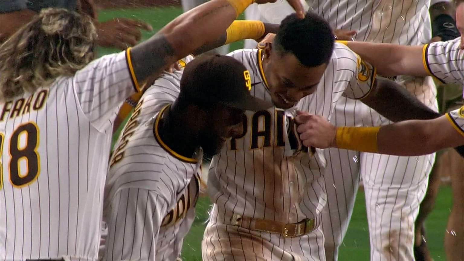 José Azocar lines a walk-off | 05/23/2022 | San Diego Padres