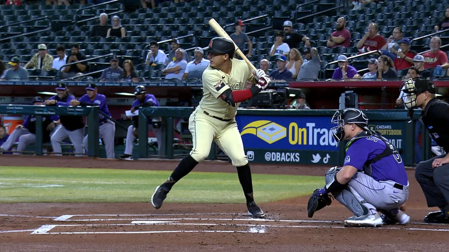 Josh Rojas crushes a solo home run to right field | 07/08/2022 ...