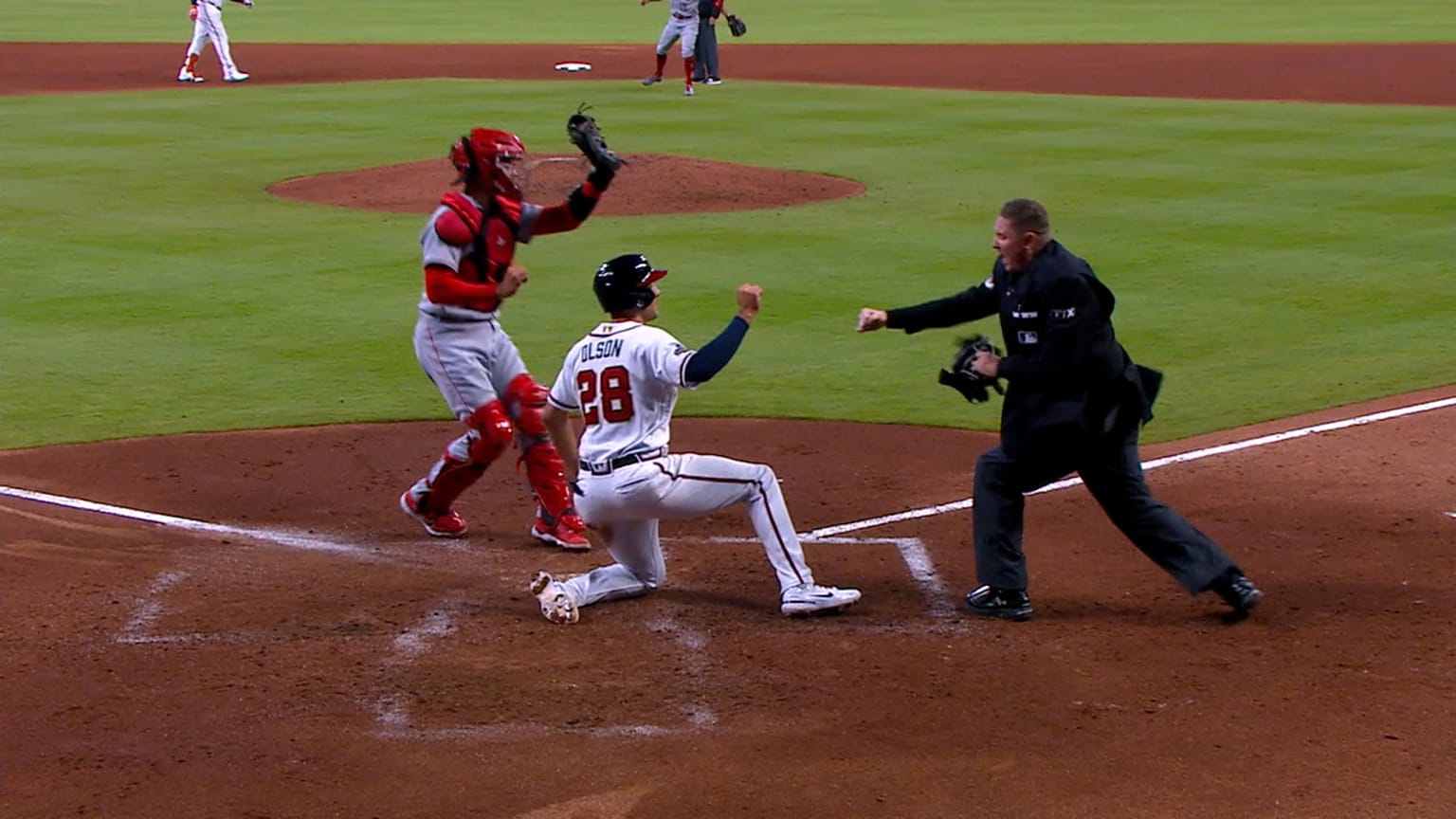 Reds execute perfect relay, nab Olson at the plate | 04/09/2022 ...