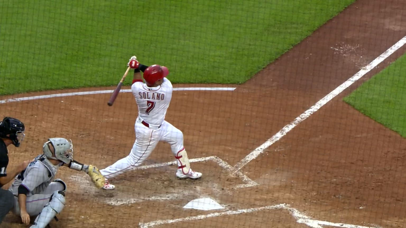 Donovan Solano plates two runs with an RBI double | 07/25/2022 ...