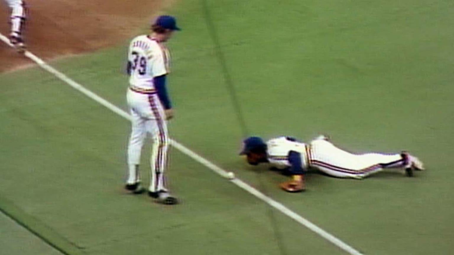 Randle gets on the ground and blows the ball foul | 05/27/1981 ...