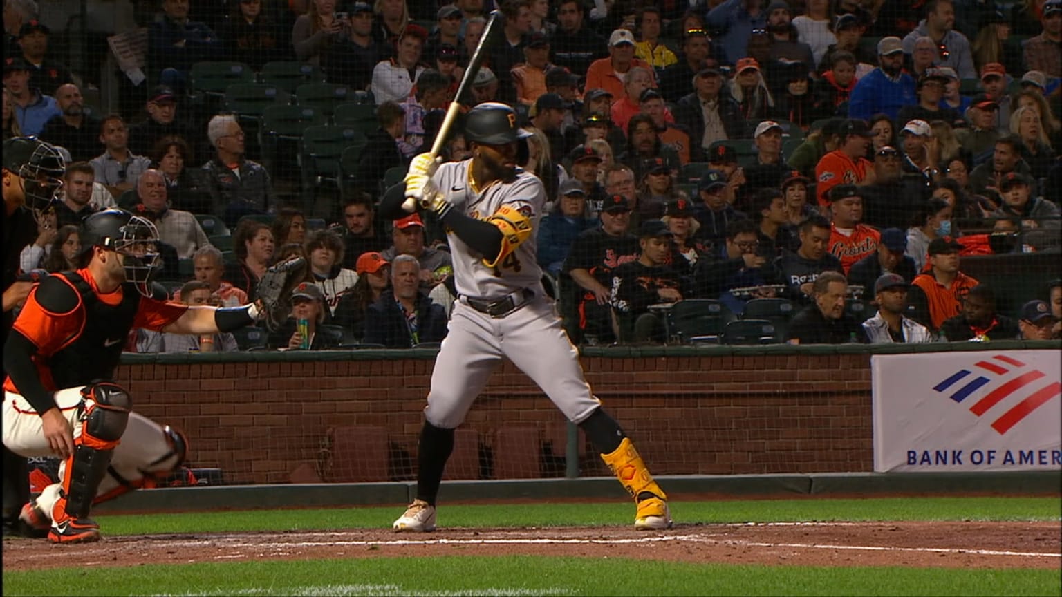 Rodolfo Castro crushes a solo home run to left field | 08/12/2022 ...