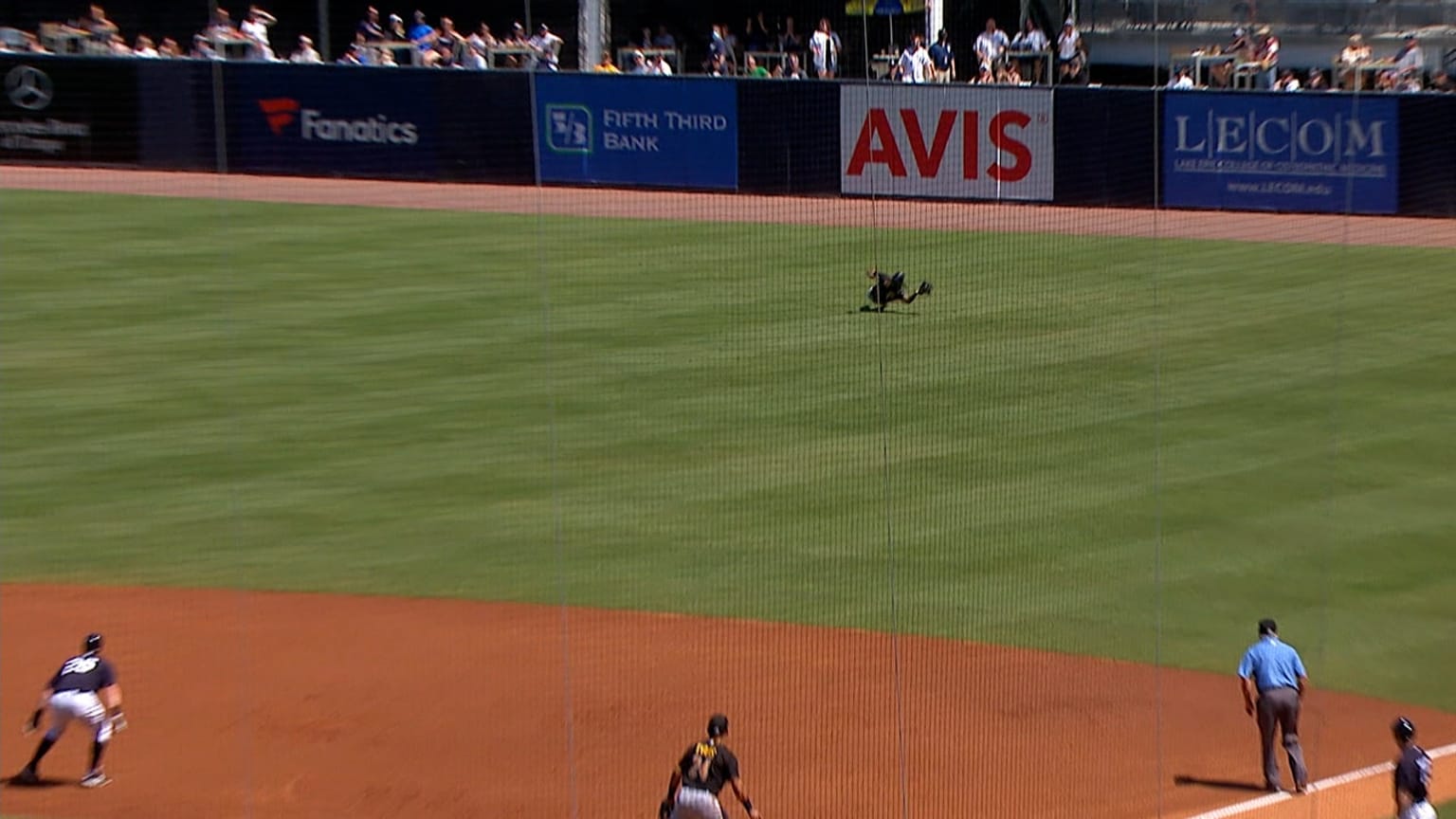 Troy Stokes Jr. lays out to rob Aaron Judge | 03/13/2021 | Pittsburgh ...