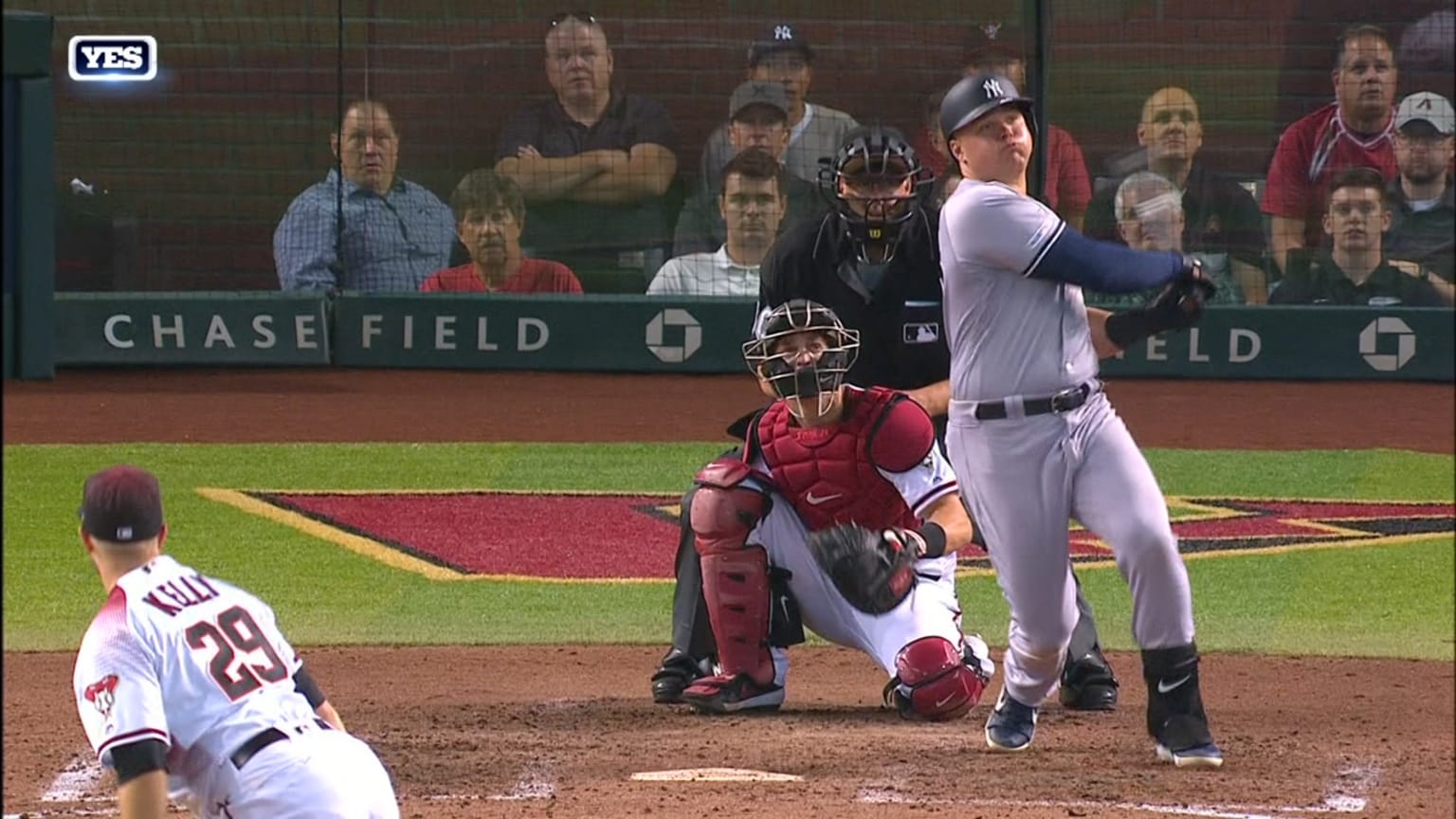 Voit's solo jack to left | 05/01/2019 | New York Yankees