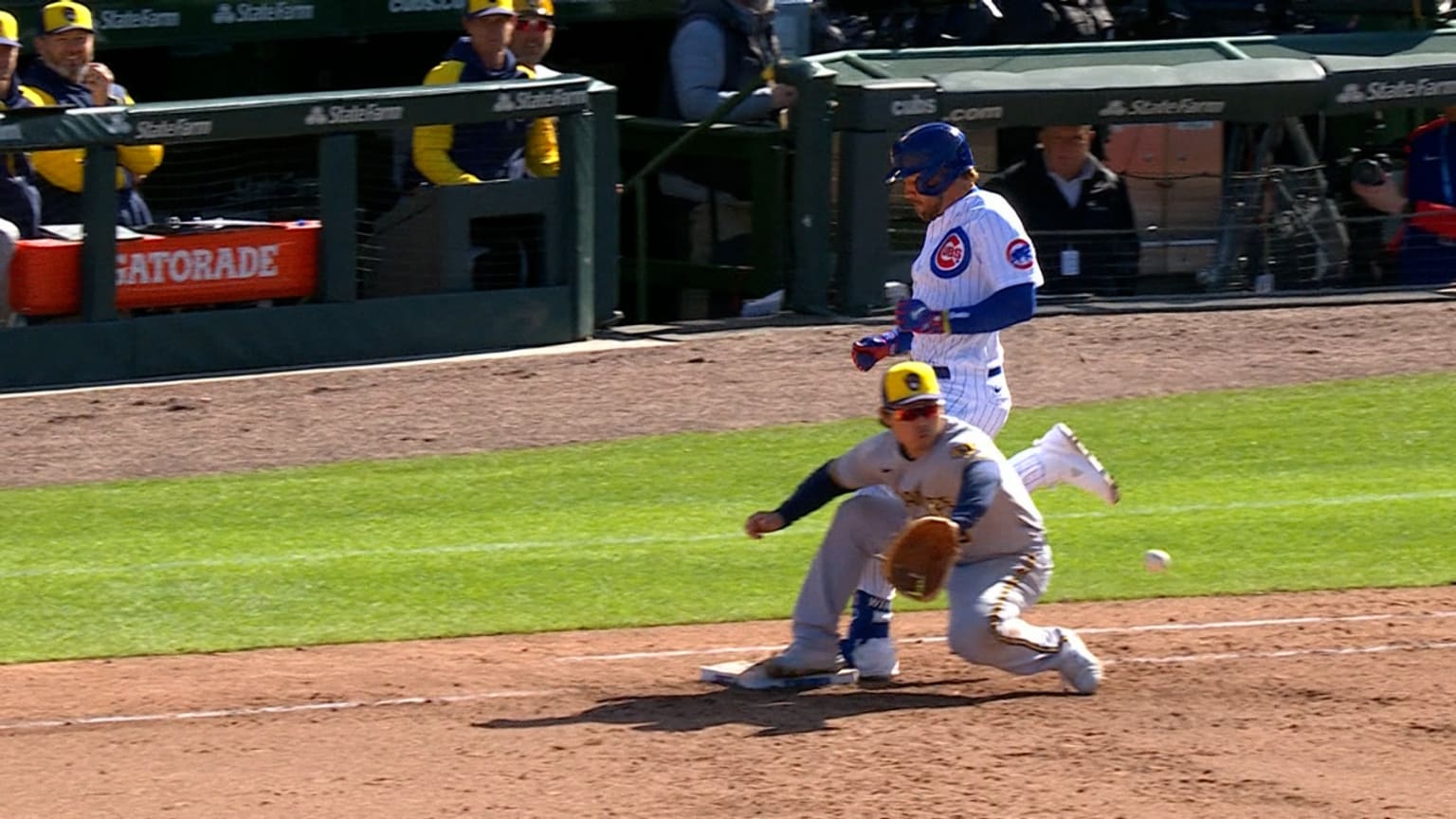 Patrick Wisdom pulls a two-run single in the 6th | 04/09/2022 | Chicago ...