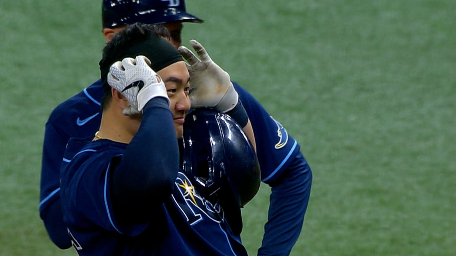 Choi ruled safe at first as call on field is reversed | 06/08/2022 ...