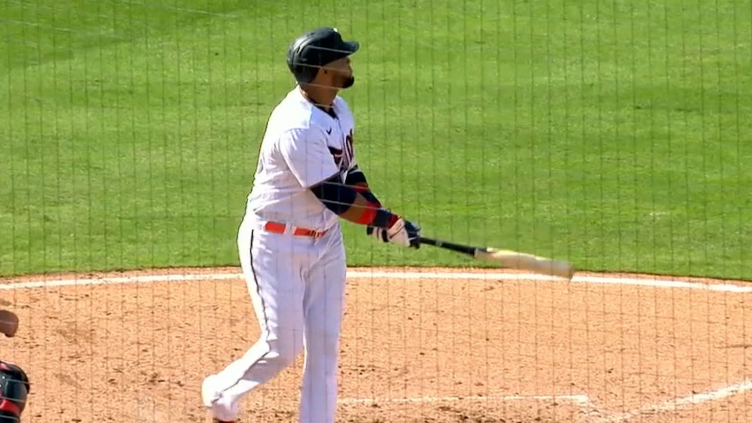 Nelson Cruz crushes a three-run home run in the 5th | 03/03/2021 ...