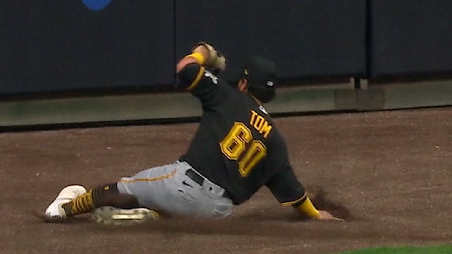 Ka'ai Tom slides to make the catch in deep left field | 06/11/2021 ...