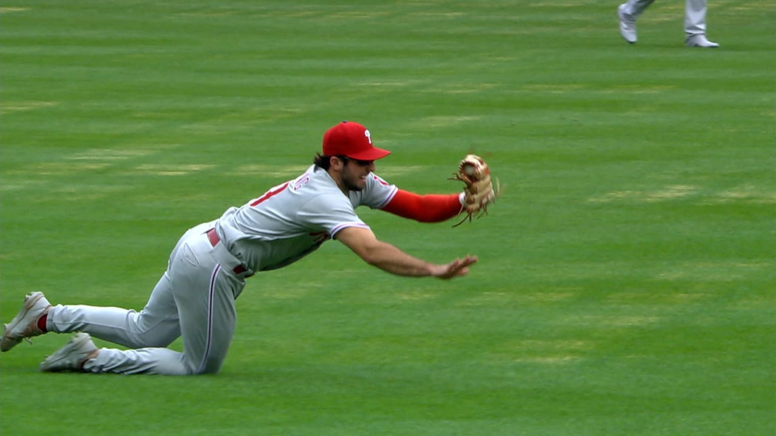 Matt Vierling lays out for a sweet diving catch | 07/09/2022 ...