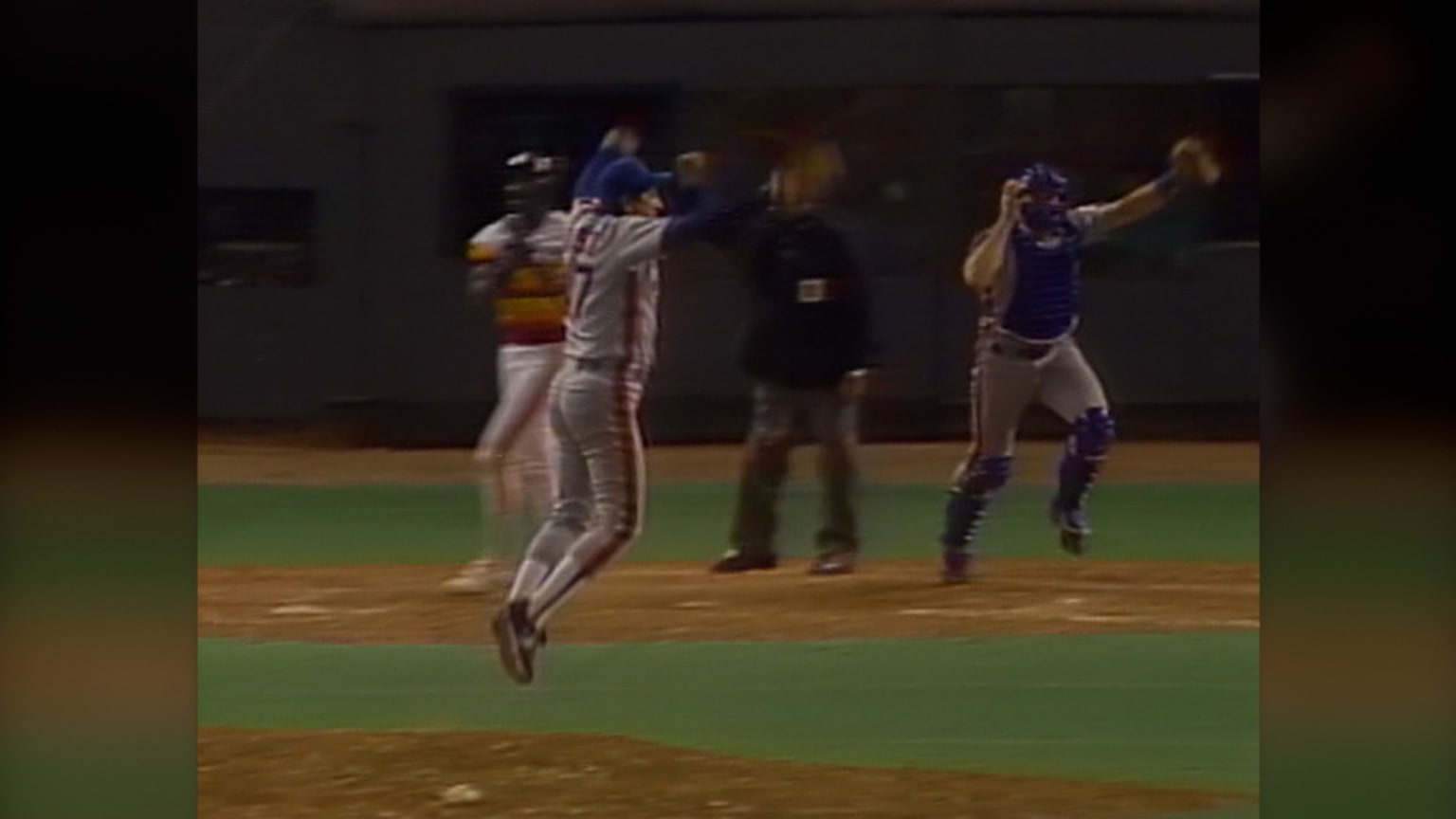 Mets survive Astros to advance to 1986 World Series | 10/15/1986 | New ...