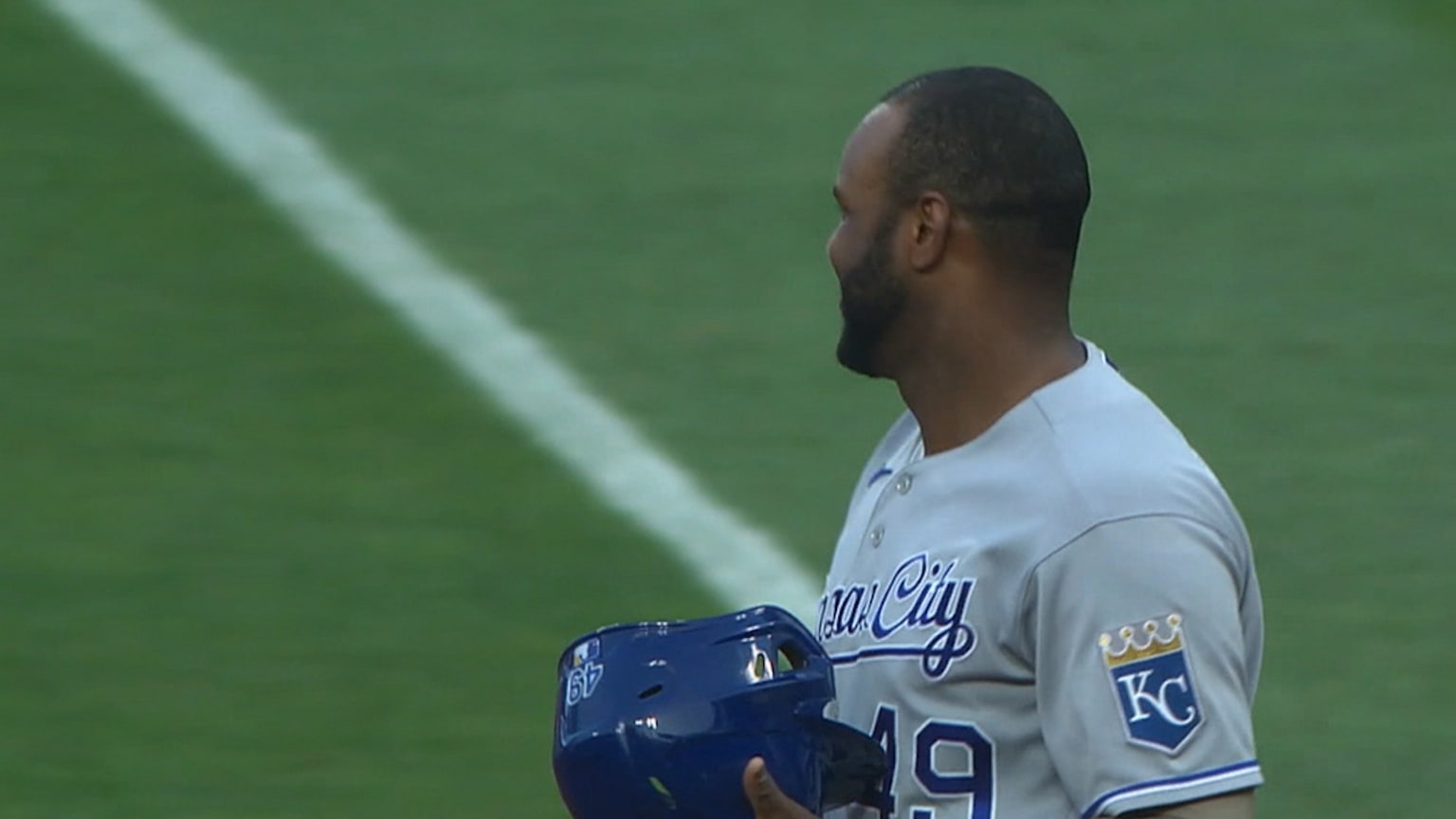 Hanser Alberto drills an RBI single to left field | 08/07/2021 | Kansas ...