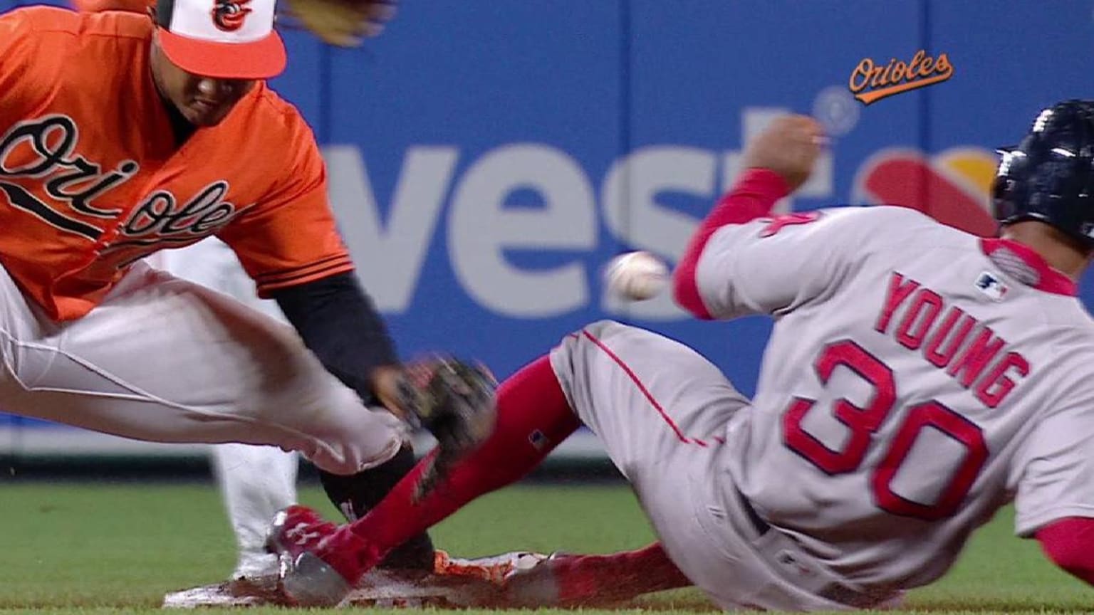 Leon, Sandy vs Aquino, Jayson - BALL | 04/22/2017 | MLB.com