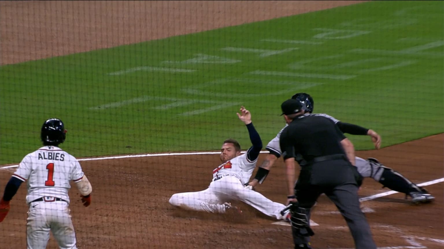 The Yankees throw out Freeman at home plate on relay | 08/24/2021 | MLB.com