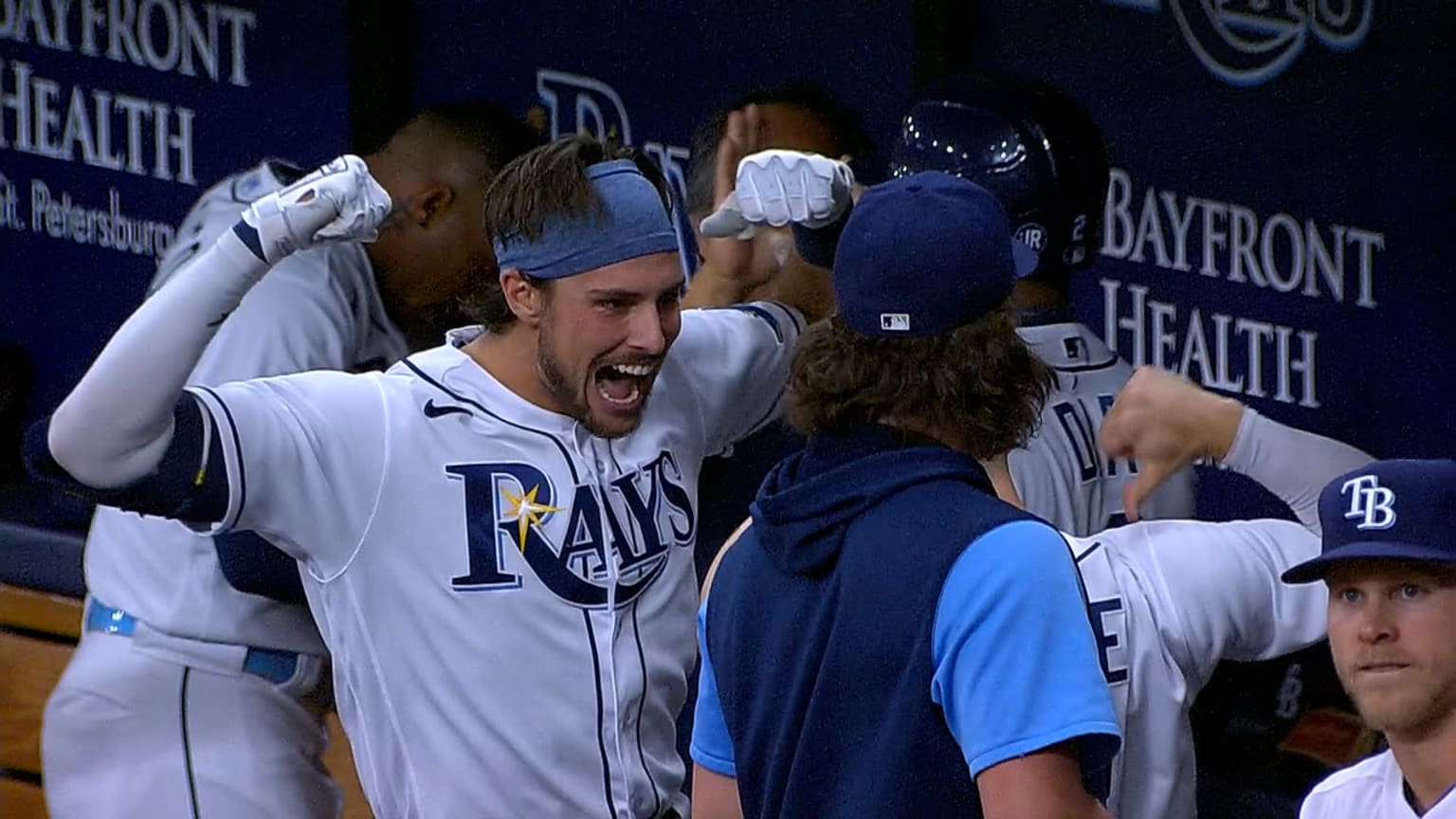 Josh Lowe's first career dinger | 04/29/2022 | Tampa Bay Rays