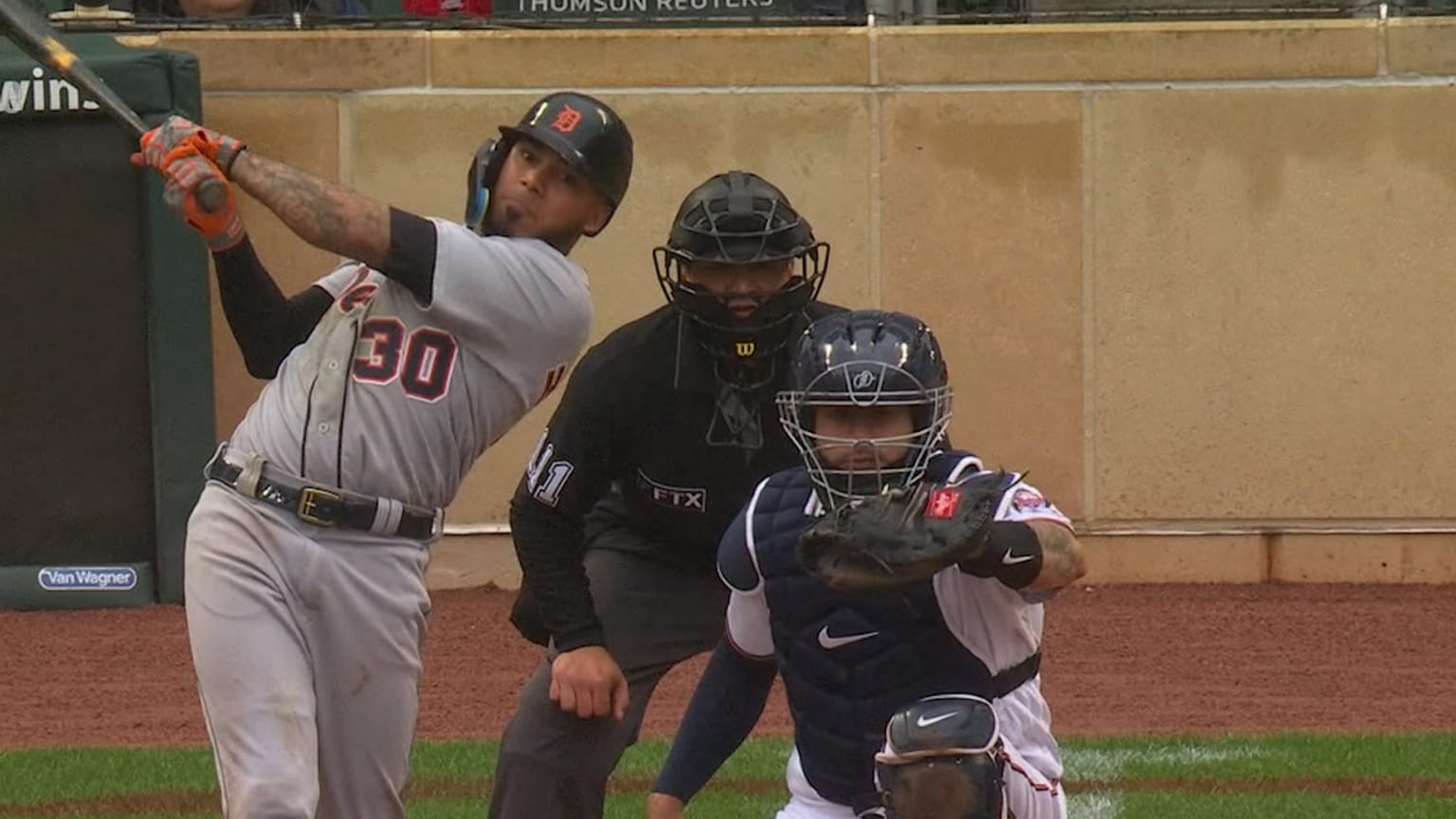 Harold Castro ties the game at 2 with 2nd home run | 05/25/2022 | MLB.com