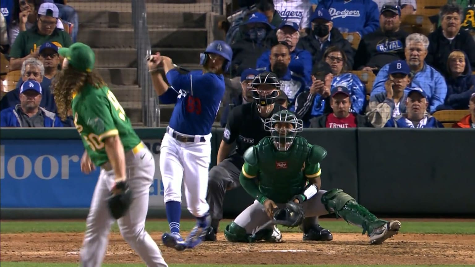 Drew Avans crushes a grand slam to right-center field | 03/29/2022 ...