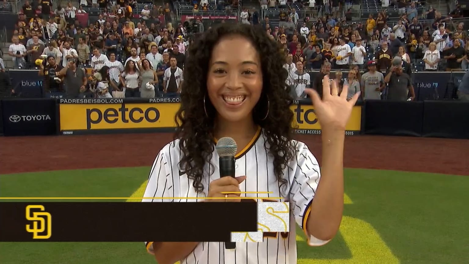 8/9/21: Wrice Sings National Anthem | 08/09/2021 | San Diego Padres