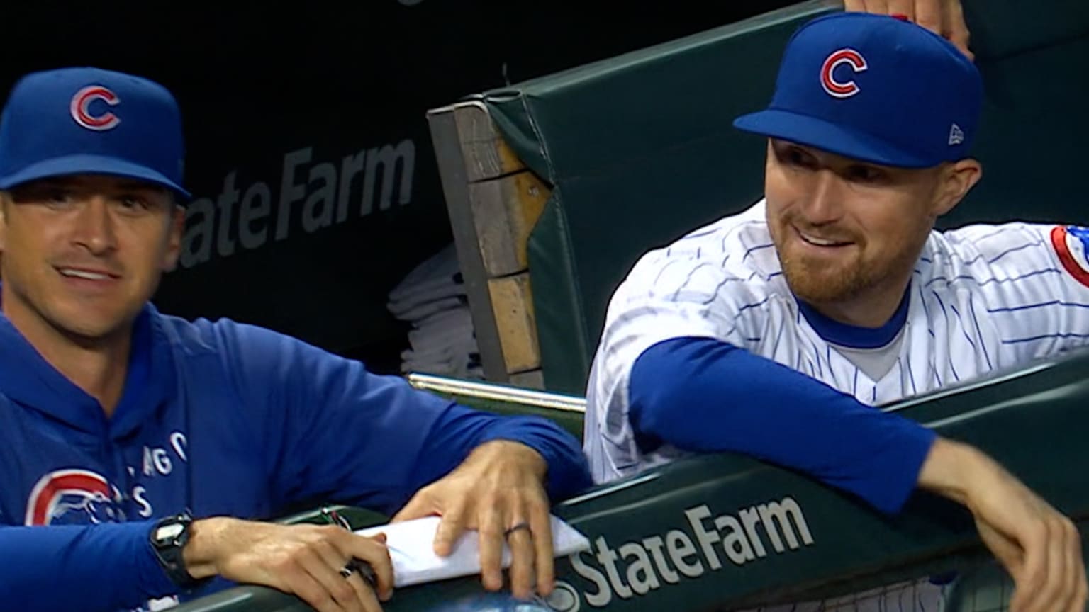 Cubs 1st base coach snags Donaldson's flying bat | 09/21/2021 | Chicago ...