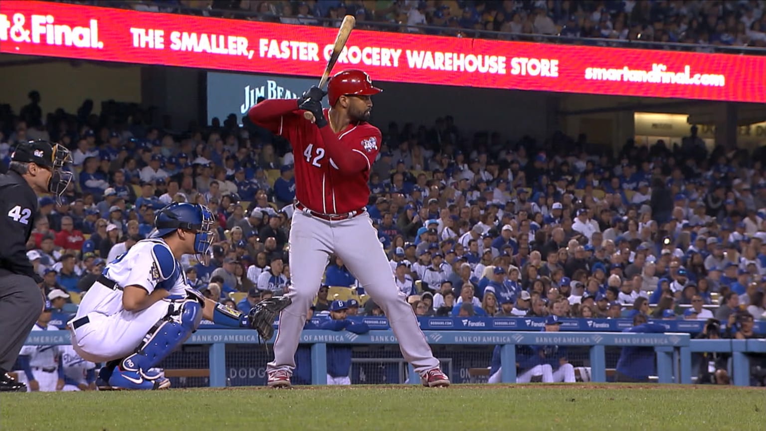 CIN@LAD: Kemp rips a single in return to LA | 04/15/2019 | Cincinnati Reds