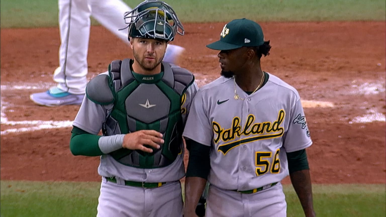 Dany Jiménez gets his first career save | 04/14/2022 | Athletics