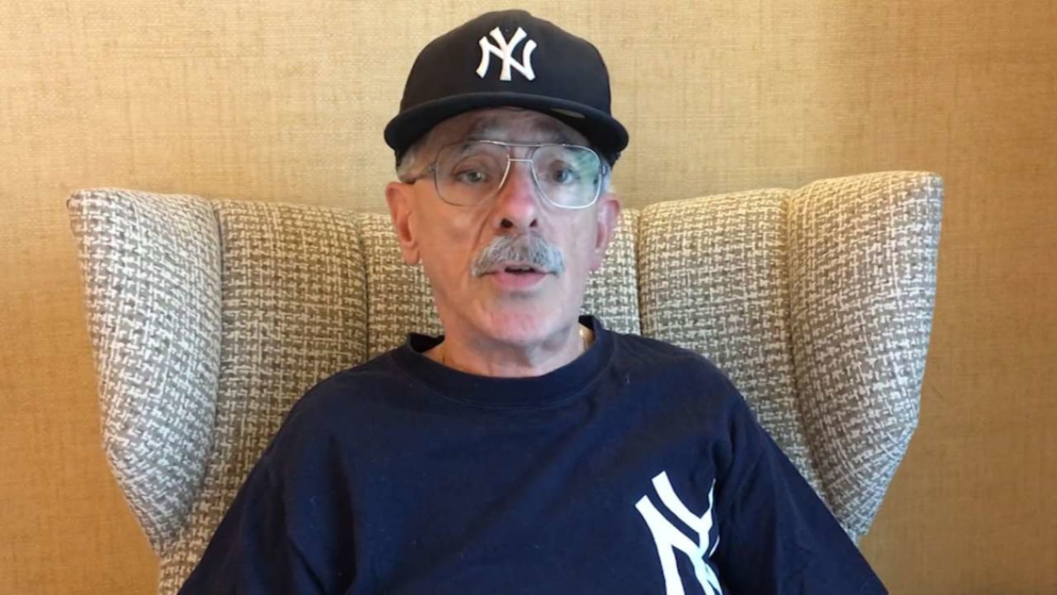 Fan of the Year: Gordon | 09/10/2016 | MLB.com