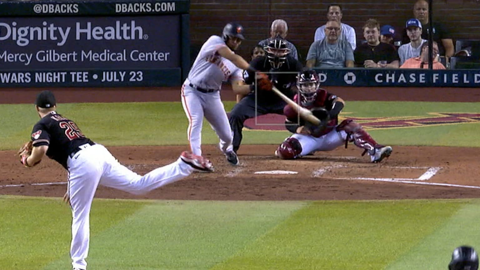 LaMonte Wade Jr. drives in Tommy La Stella | 07/06/2022 | Cincinnati Reds