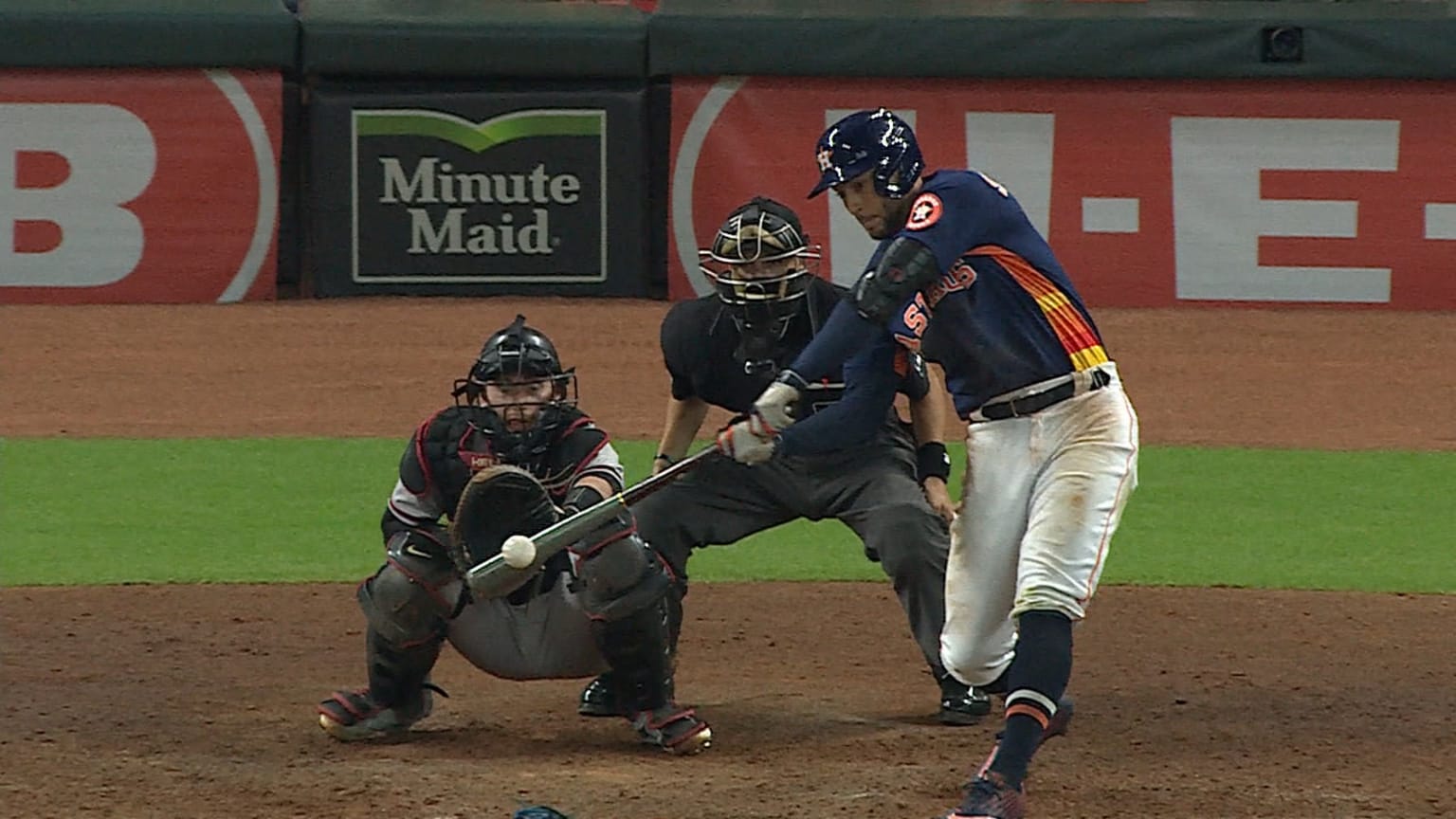 George Springer lifts a ball for a home run to right | 09/20/2020 | St ...