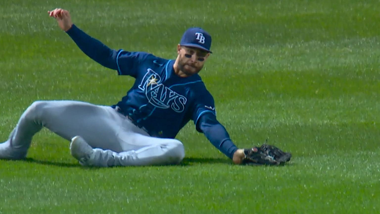 Kevin Kiermaier robs Martinez with a sliding catch | 10/11/2021 | Tampa ...