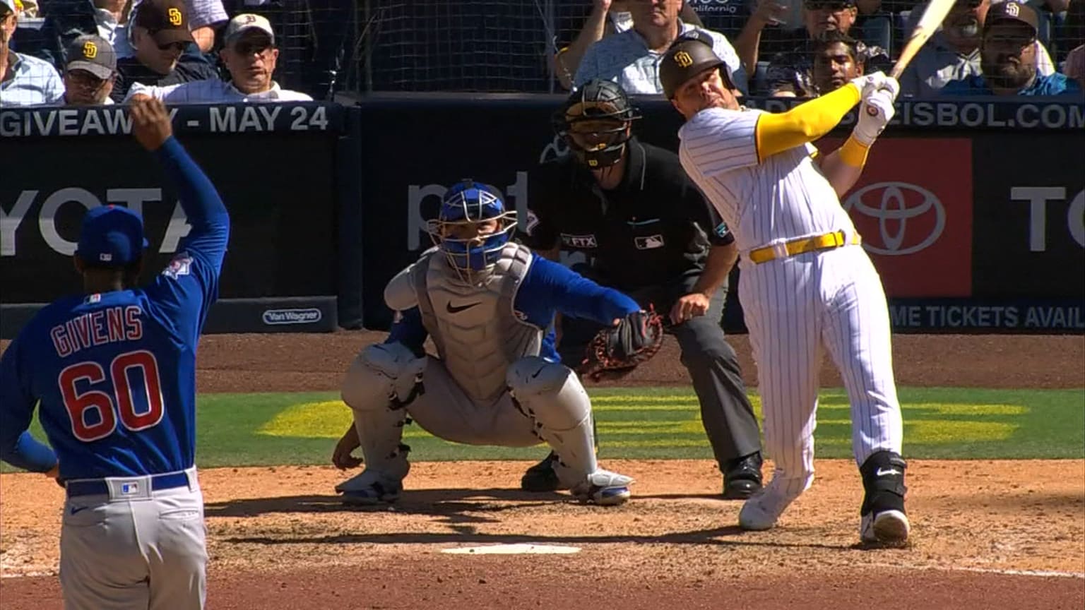 Luke Voit's two-homer game | 05/11/2022 | San Diego Padres