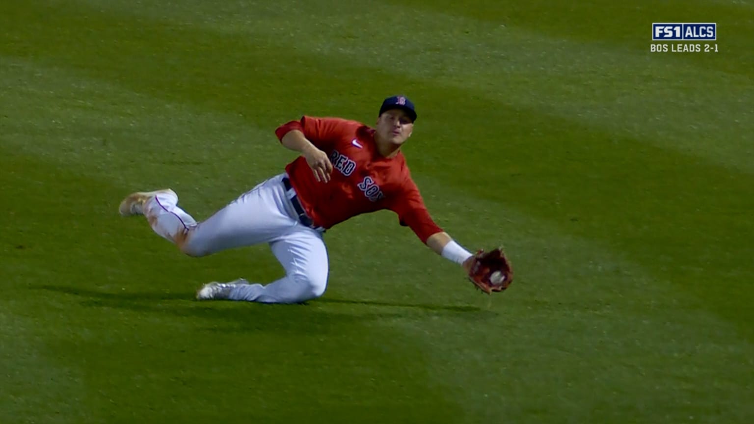 Hunter Renfroe races to make a diving grab, ends game | 10/18/2021 ...