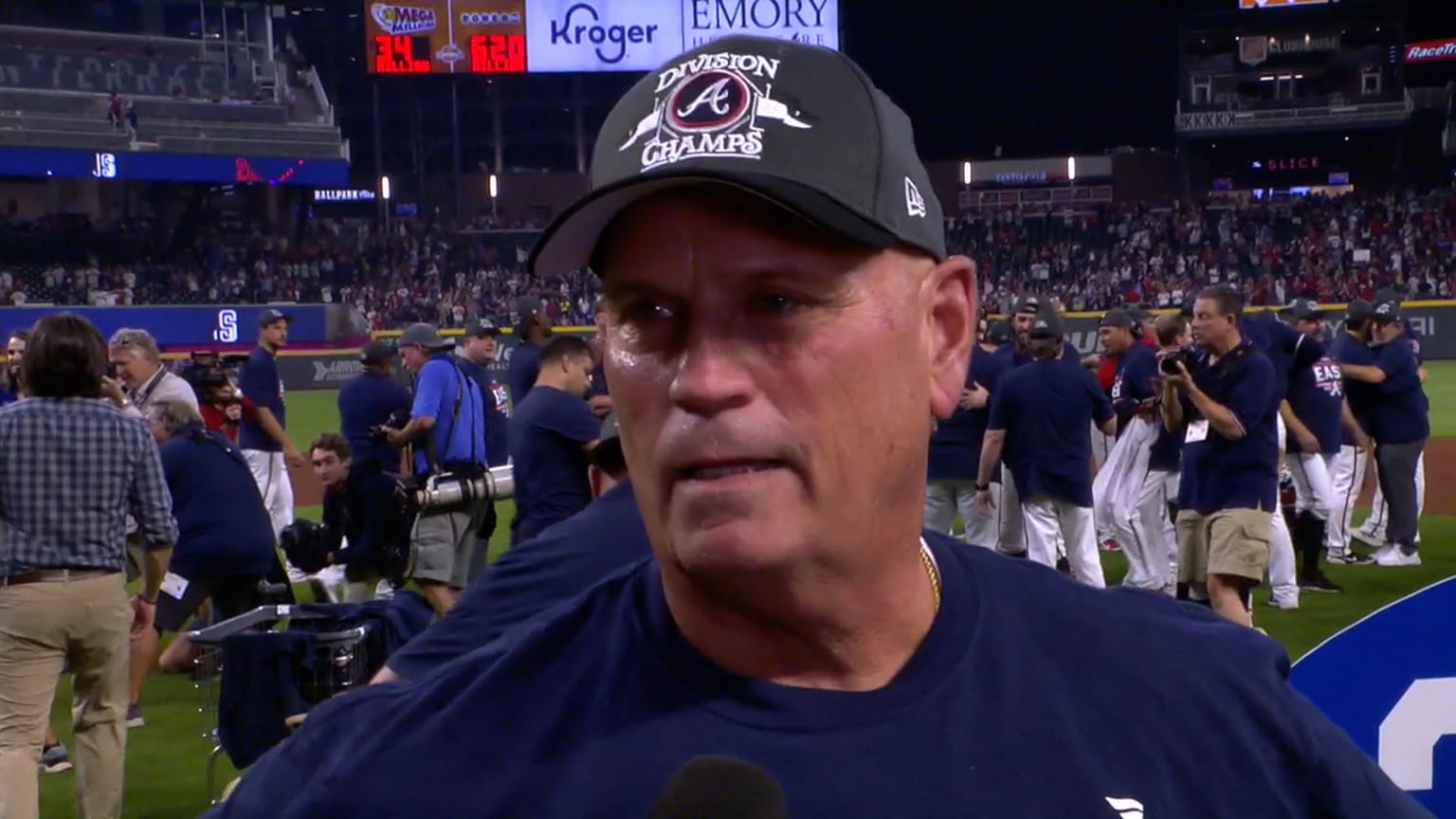Brian Snitker postgame interview on the field | 09/30/2021 | Atlanta Braves