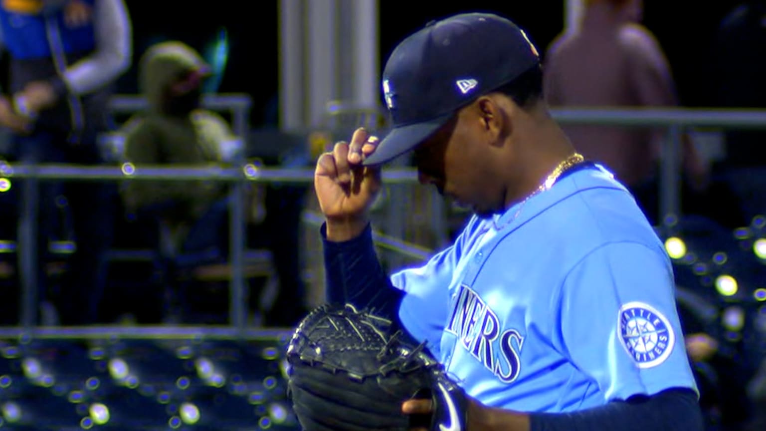 Justin Dunn blows a fastball by Jesse Winker | 03/12/2021 | Cincinnati Reds