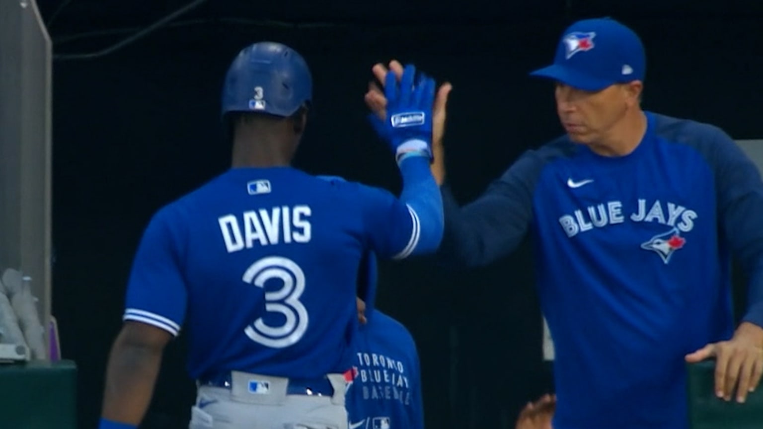 Jonathan Davis cracks a sacrifice fly to center field | 06/08/2021 ...
