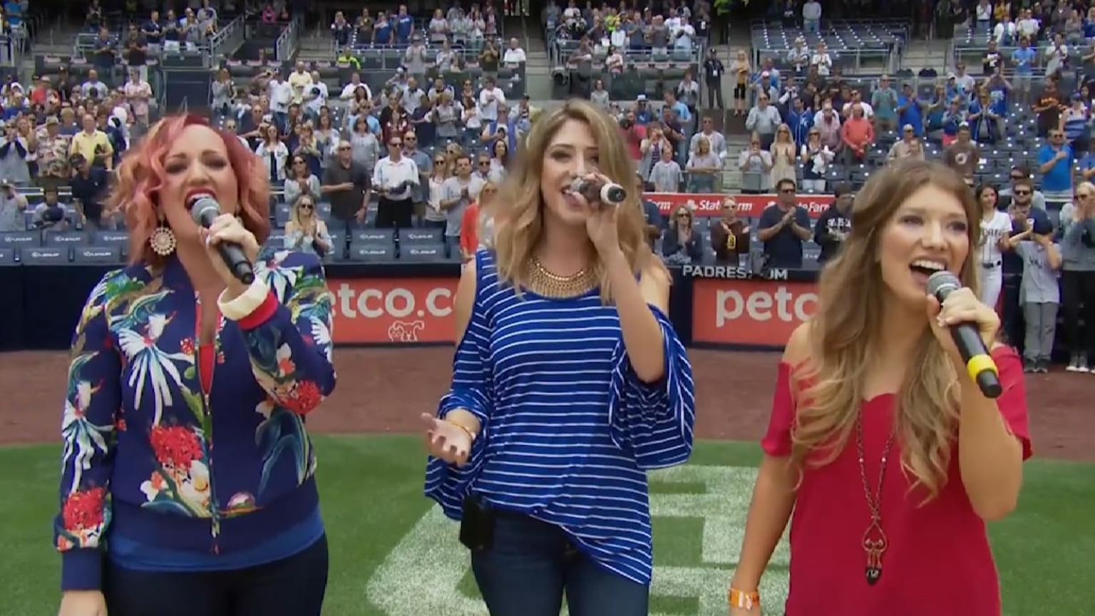 6/10/17: National anthem | 06/10/2017 | MLB.com