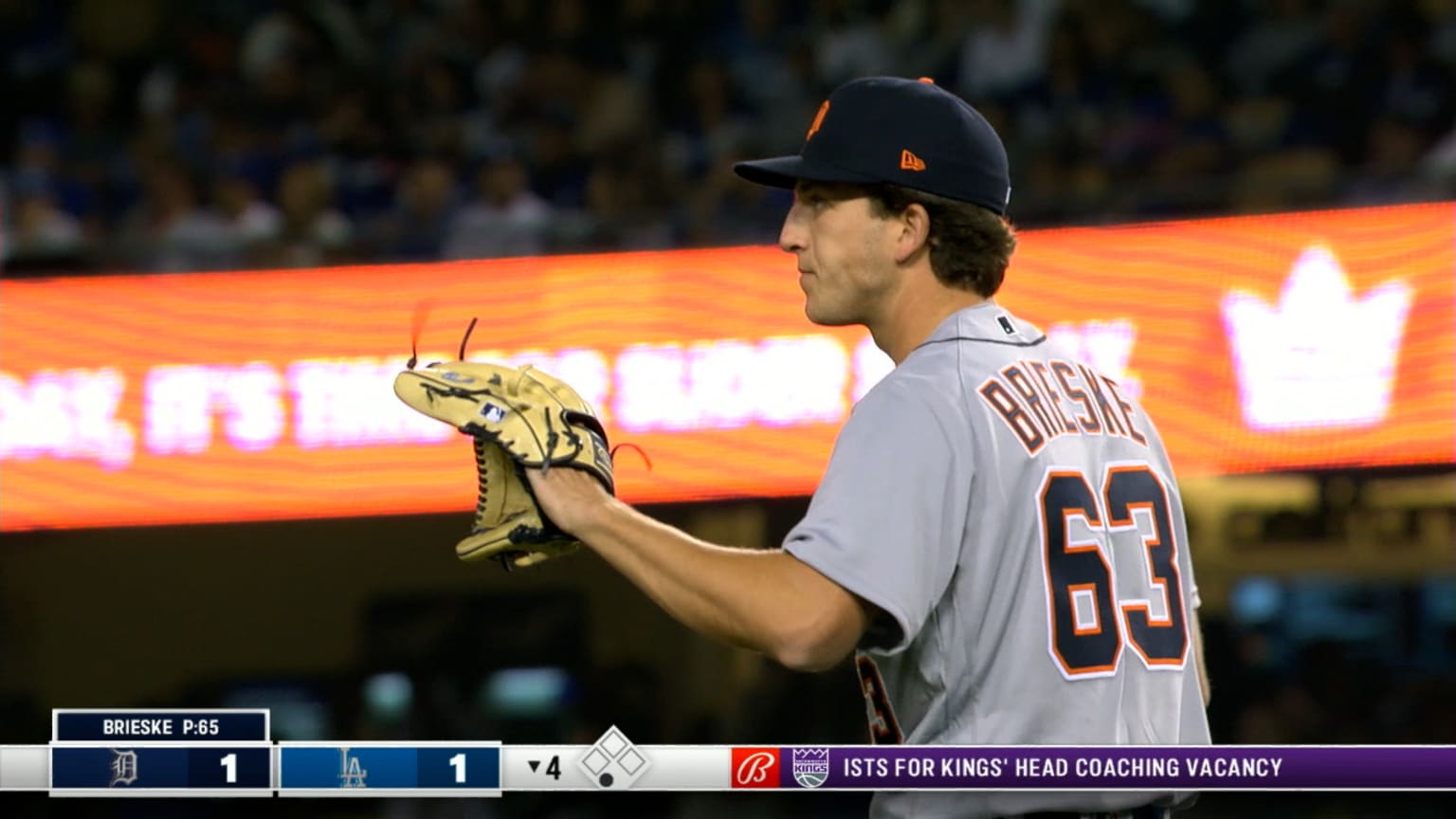 Brieske wins 14-pitch at-bat against Justin Turner | 04/30/2022 ...