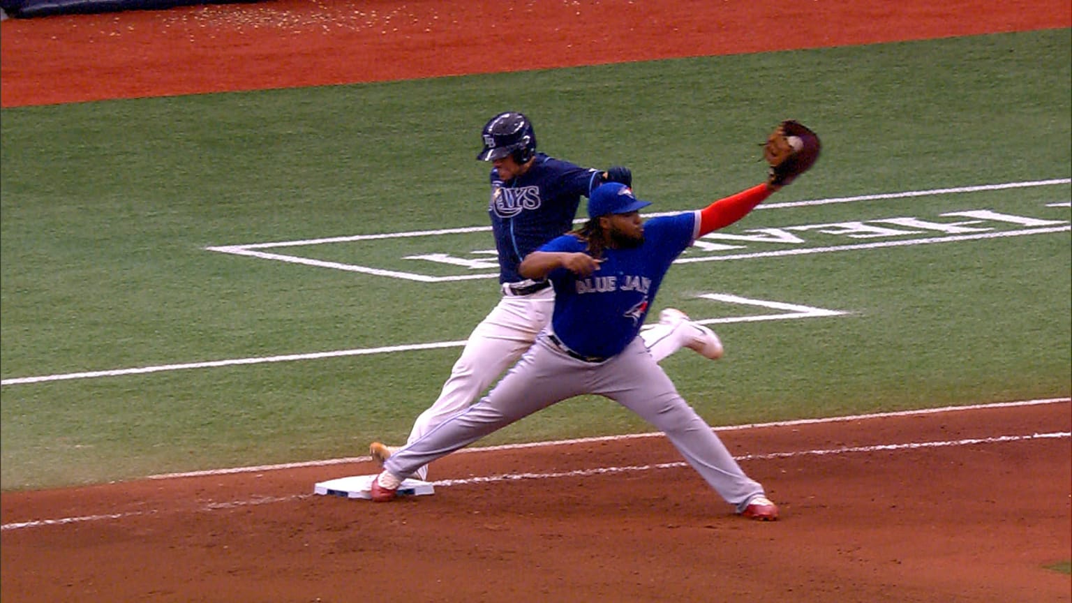 René Pinto is out at first base after review | 08/03/2022 | MLB.com
