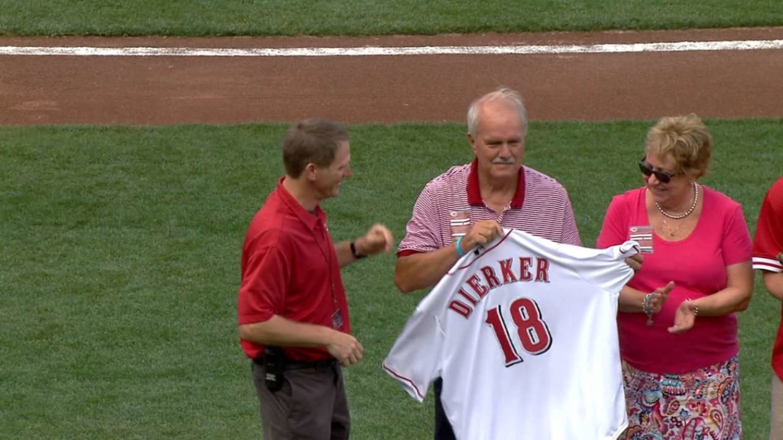 Ceremony: Dave Dierker Recognition | 07/23/2016 | MLB.com