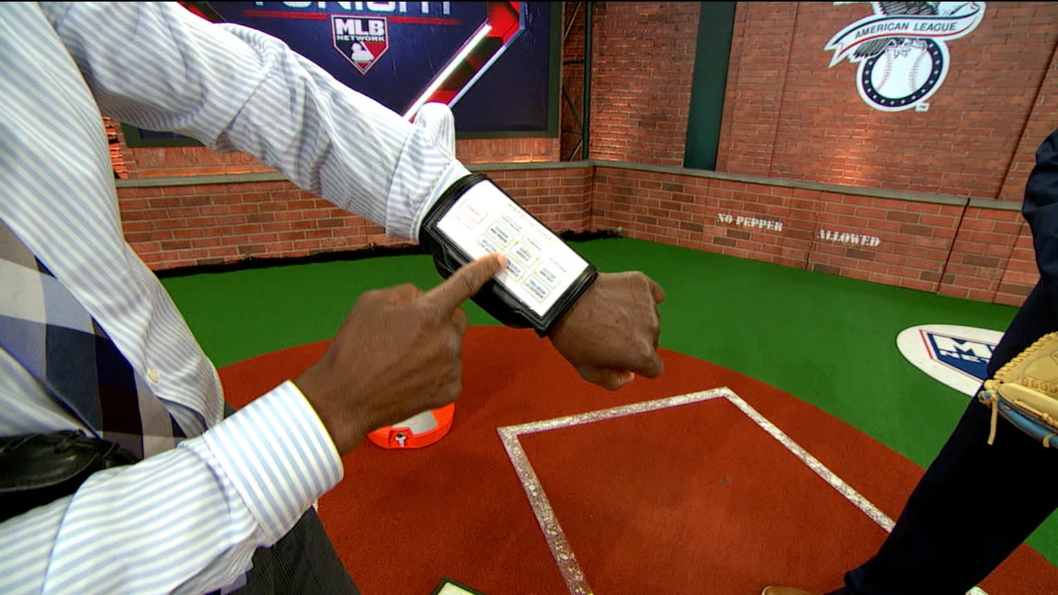 MLB Tonight demos new PitchCom technology | 04/08/2022 | MLB.com