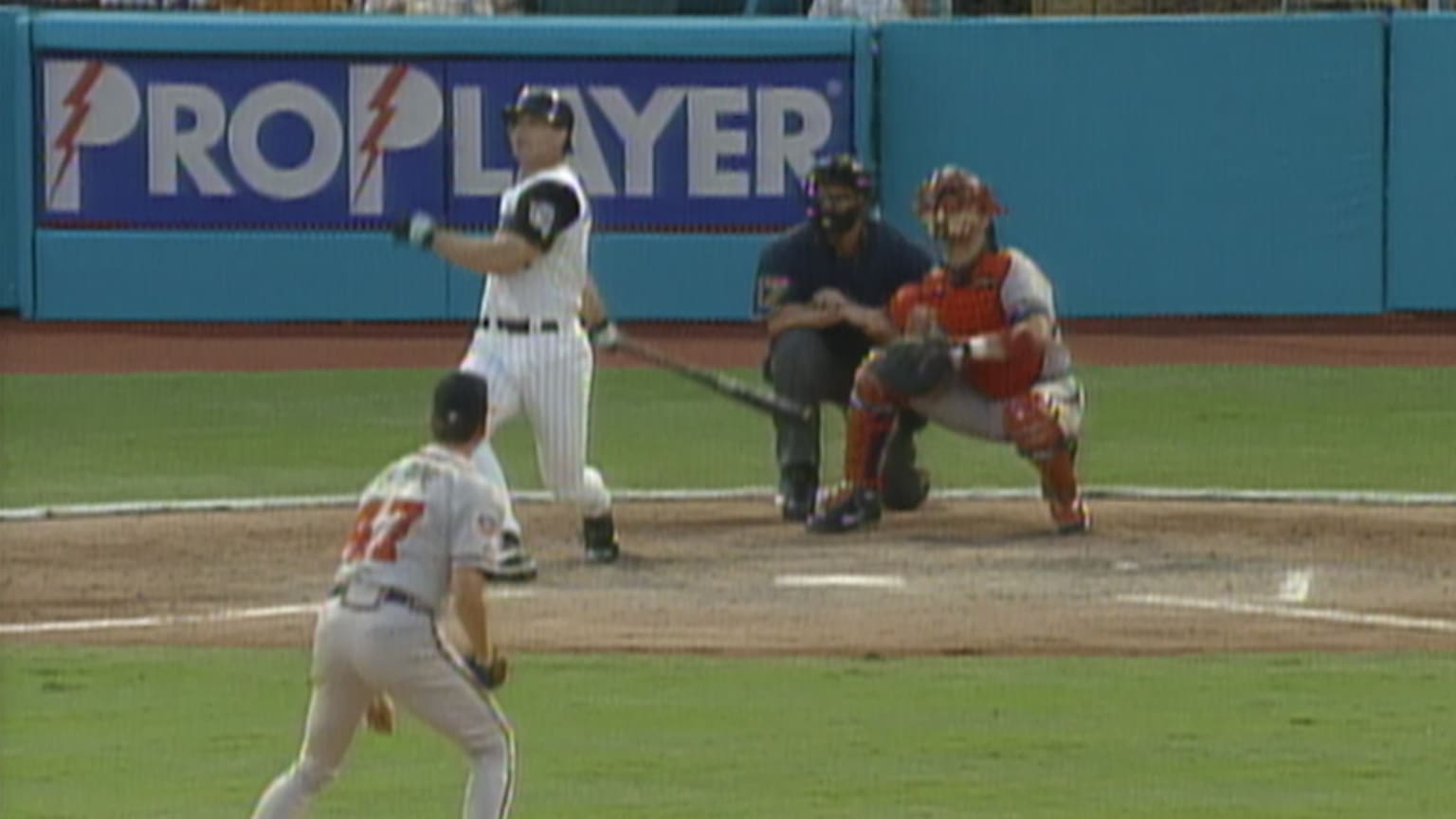 Tony Saunders hits a home run off of Tom Glavine | 05/09/1997 | Miami ...